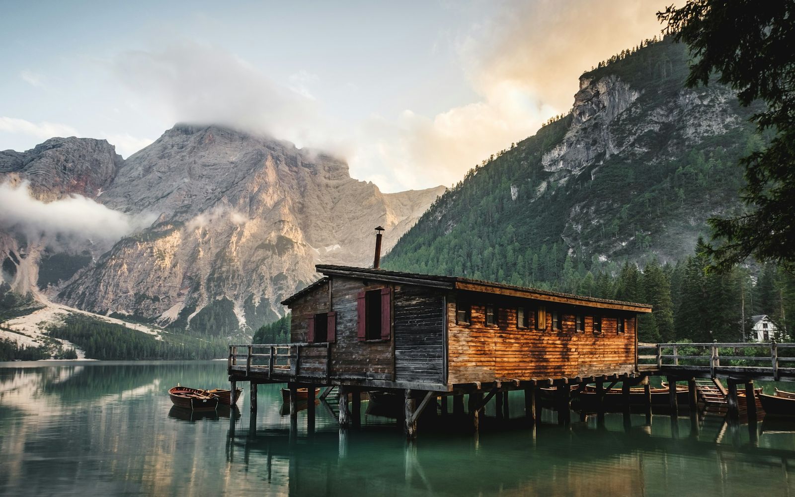 30 Essential Speak About the Photo Examples with High-Scoring Answers